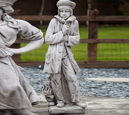 LargeWinterBoyStatue.png?v=1694522401